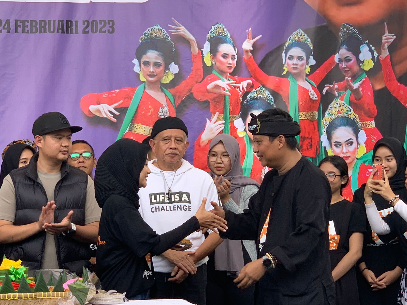 LSM Lodaya Launching Jaipong Kreasi 'Nyi Ronggeng' | Fakta Jabar