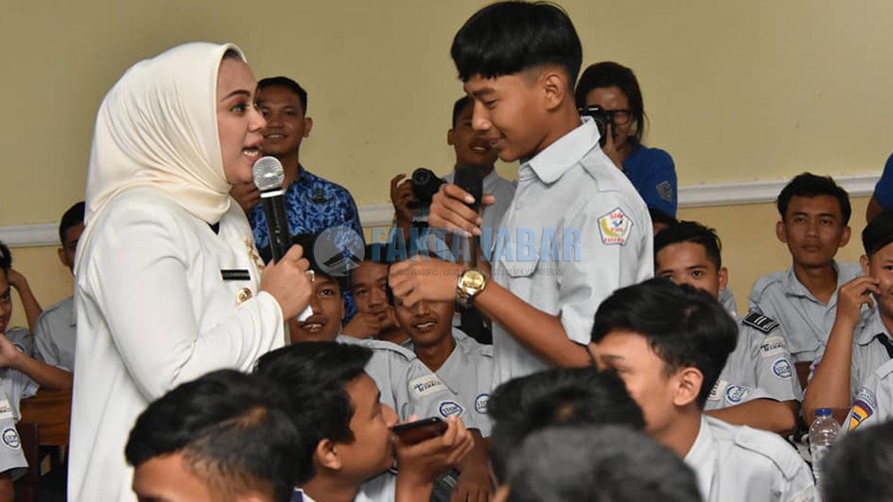 Bawa Motor ke Sekolah, Pelajar Harus Punya SIM - Fakta Jabar