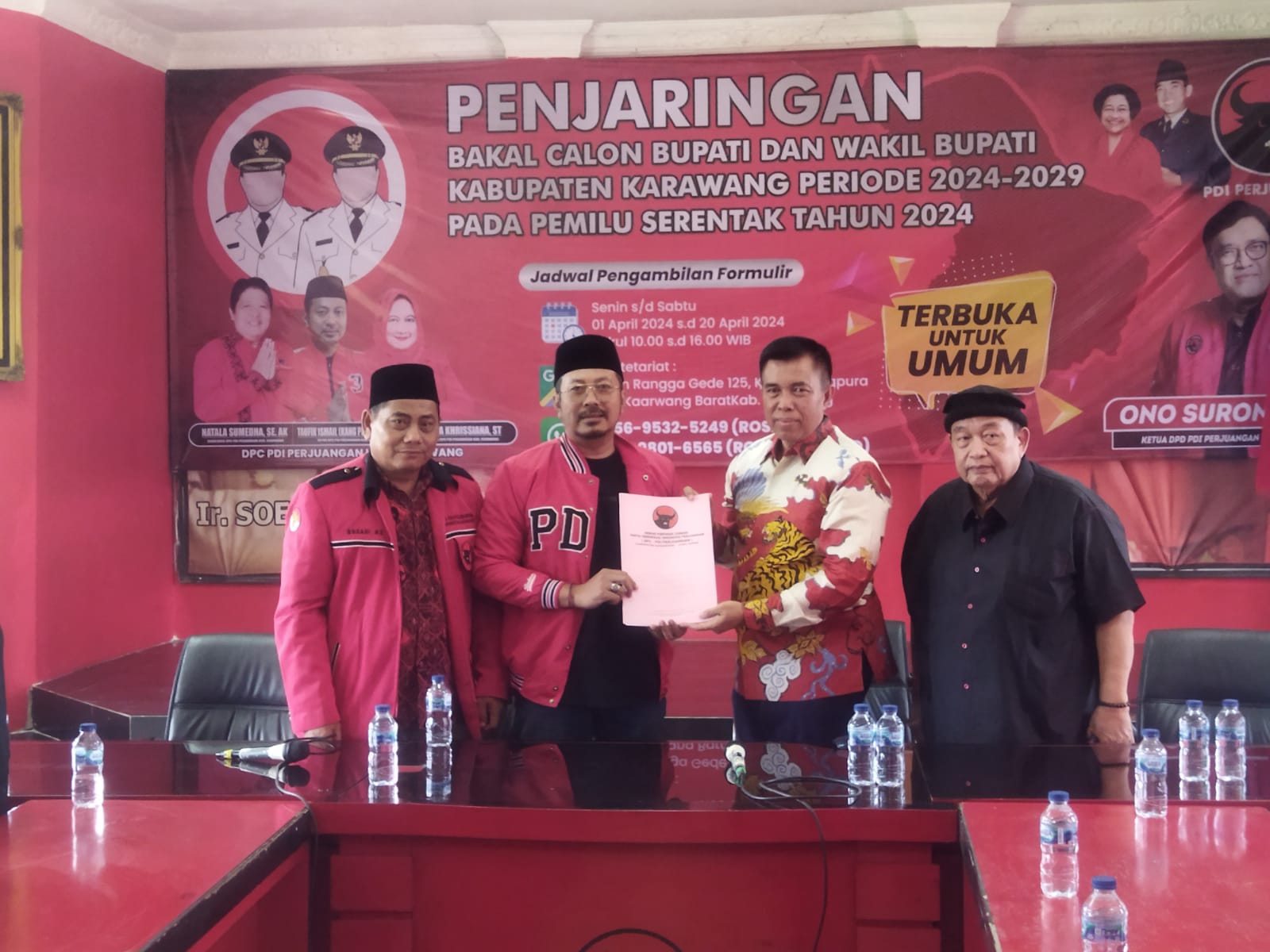 Demi Mengabdi Terhadap Tanah Kelahiran, Yana Suyatna Resmi Daftar Calon Bupati Karawang | Fakta ...