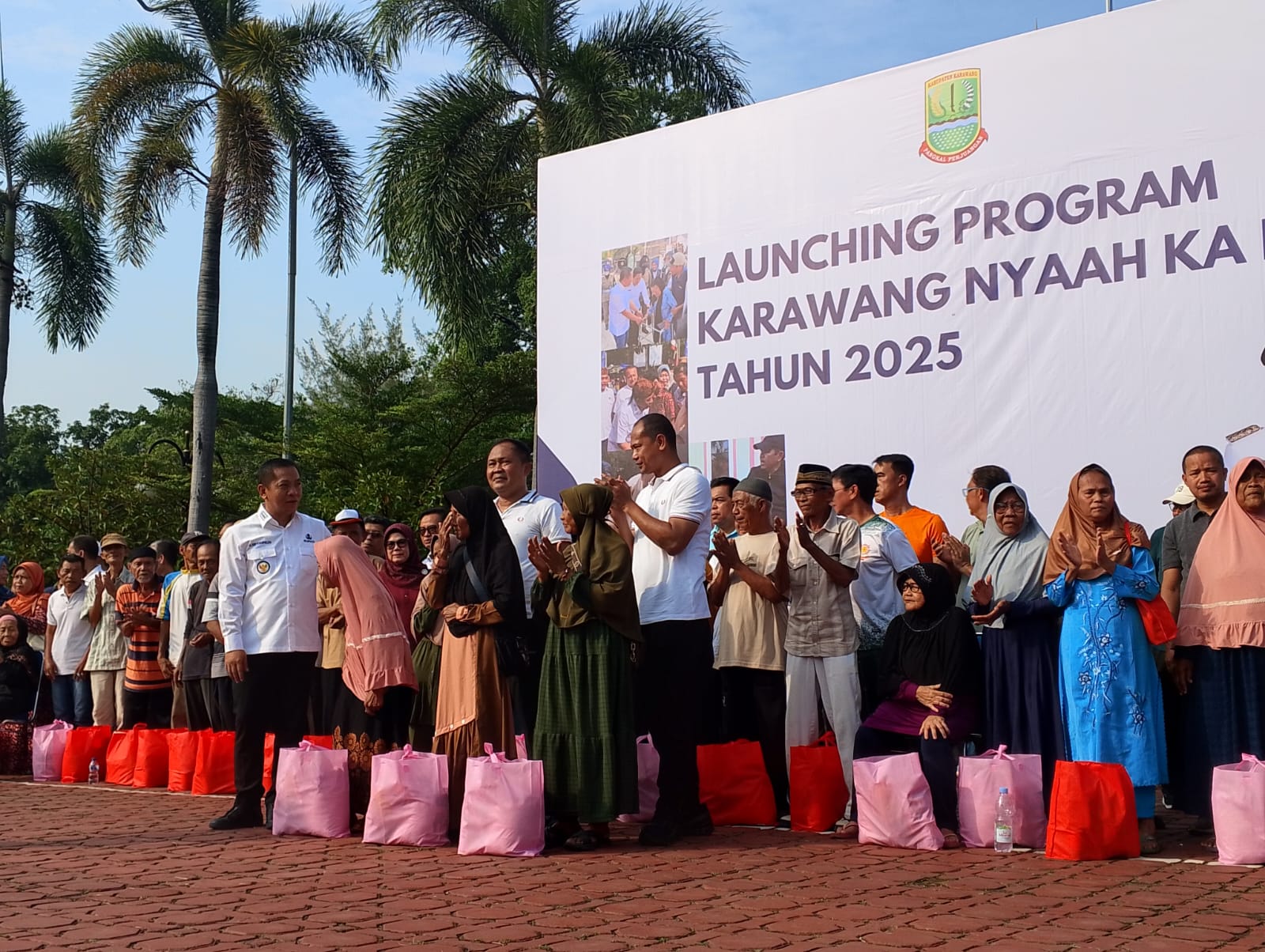 Pemkab Karawang Launching Program "Karawang Nyaah Ka Kolot" | Fakta Jabar